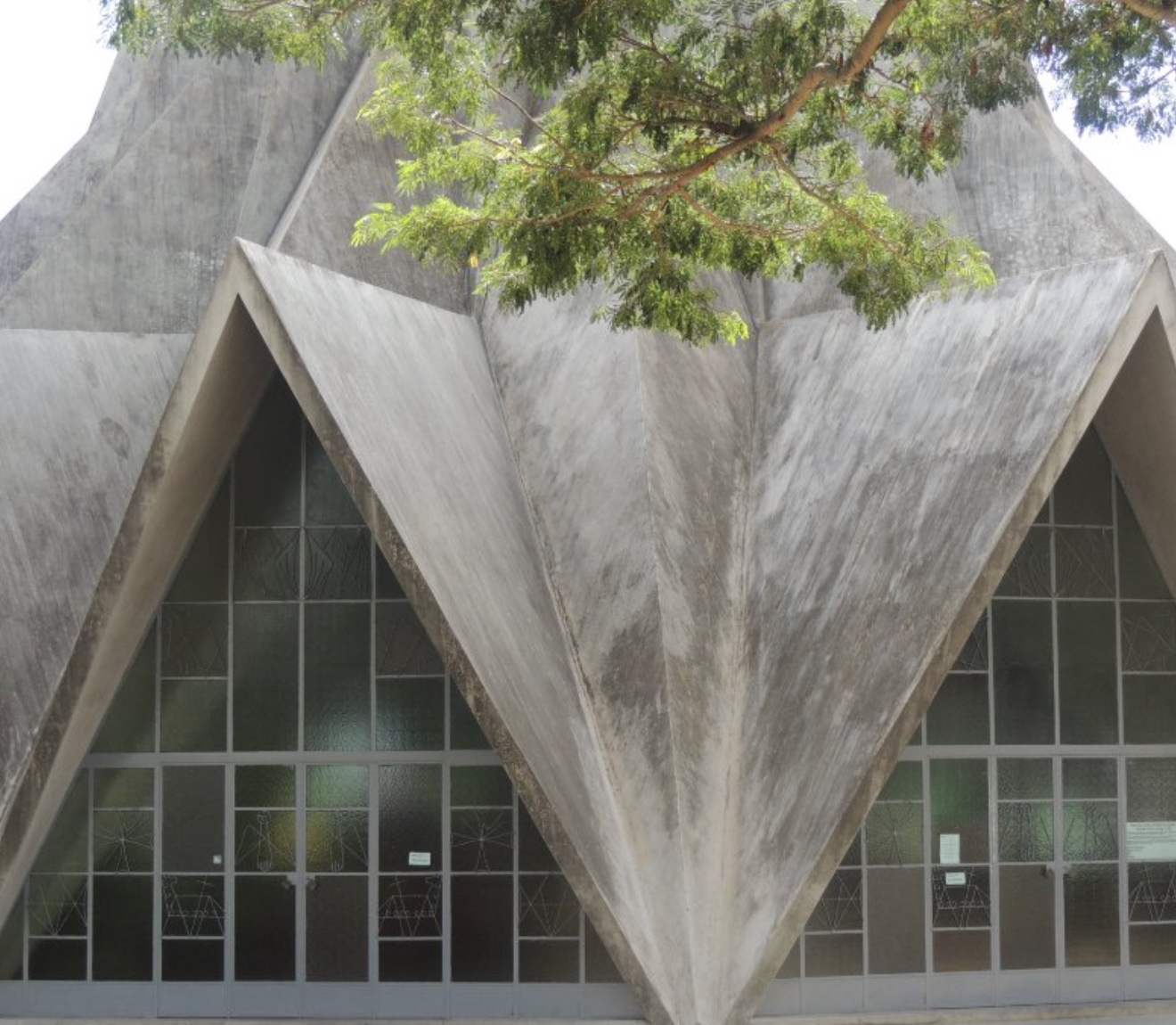 Church of Saint Anthony (Polana), Maputo, Mozambique, Africa (1959)